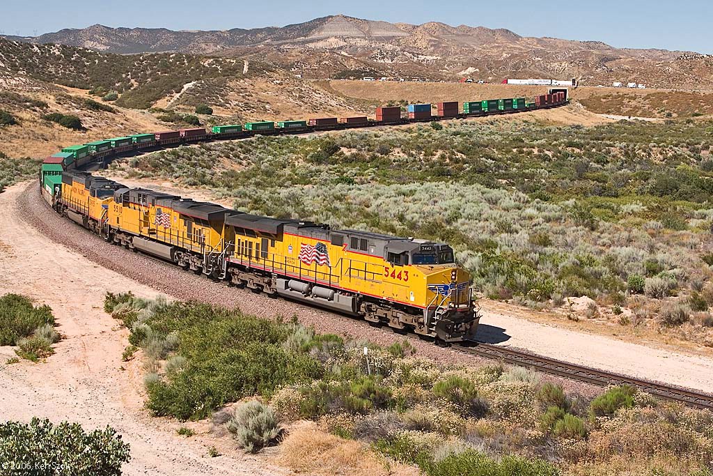 UP 5443 passing under I-15